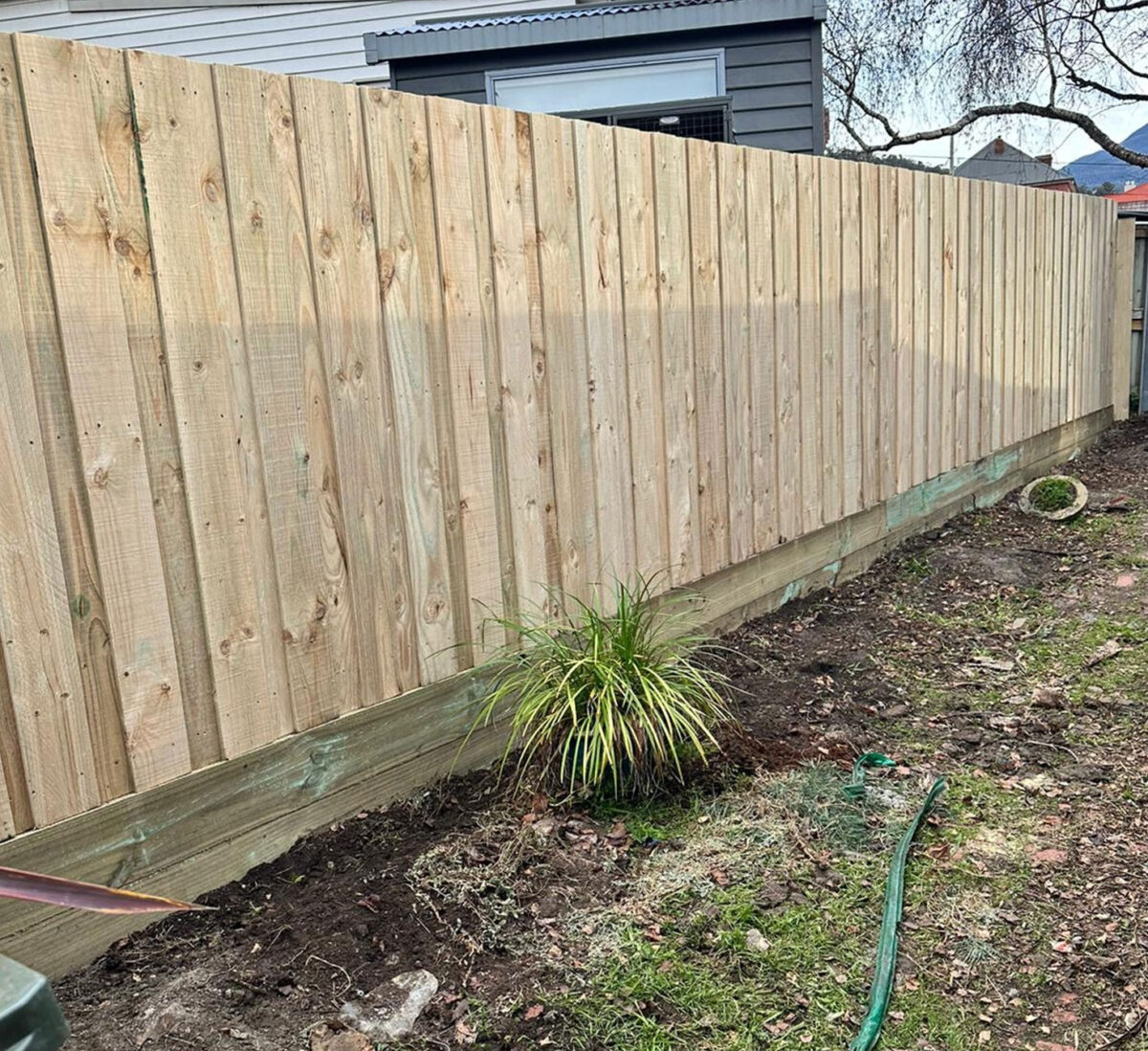 Boundary Fencing - Hobart Fencing & Gates