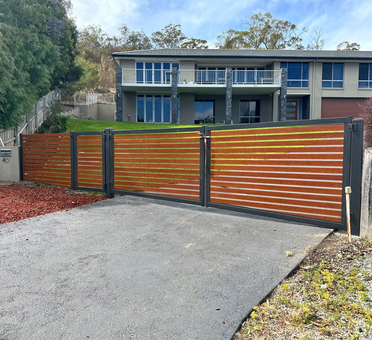 Feature Fence Installation - Hobart Fencing & Gates
